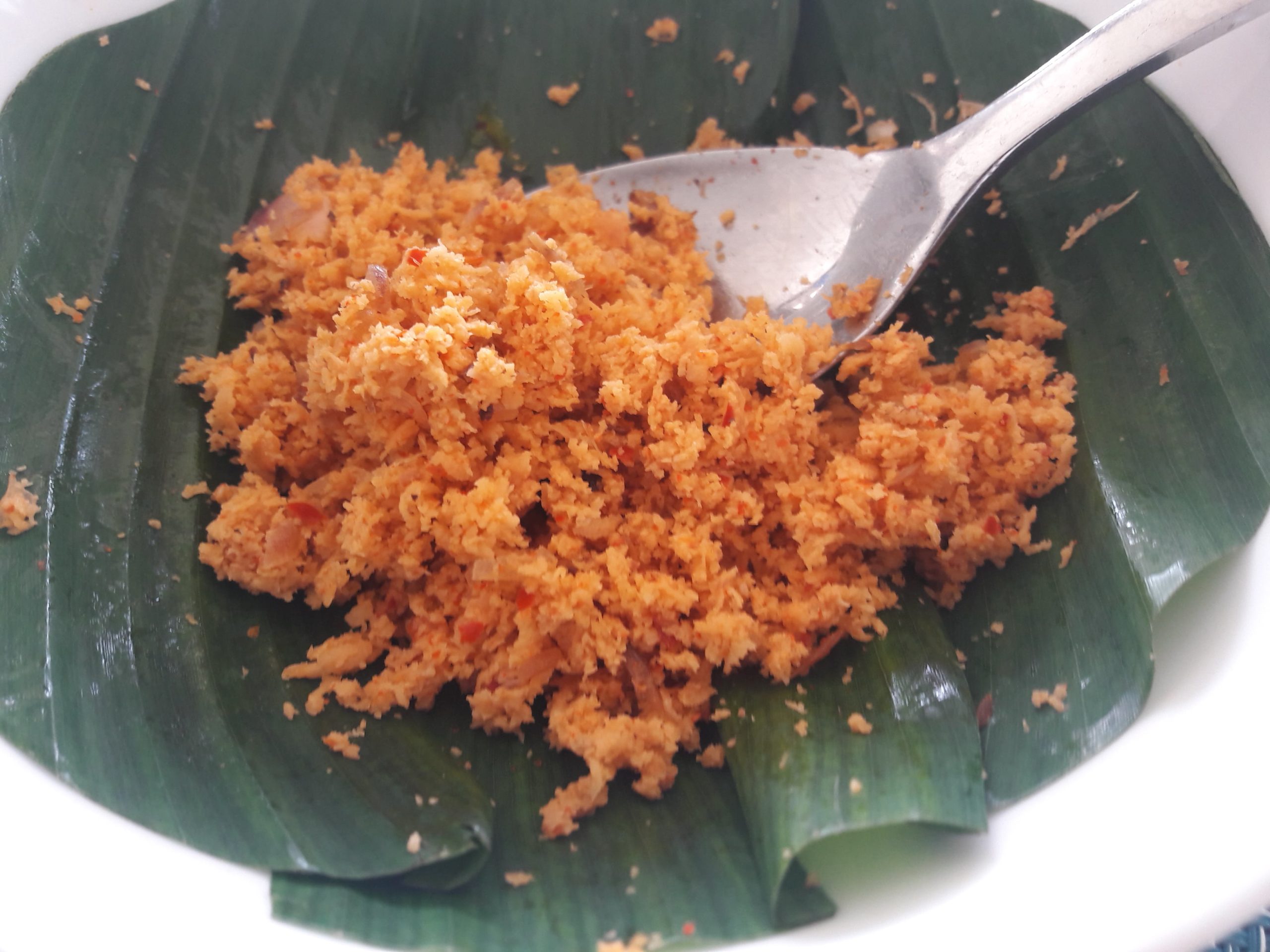 Recette Pol Sambol : dip de noix de coco épicée - Boui BouiBoui Boui